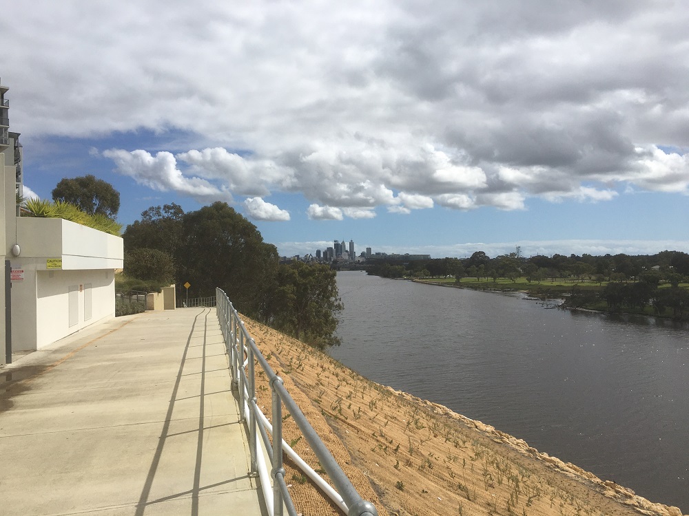 Walk by the Swan River: Rivervale Foreshore - my living my life